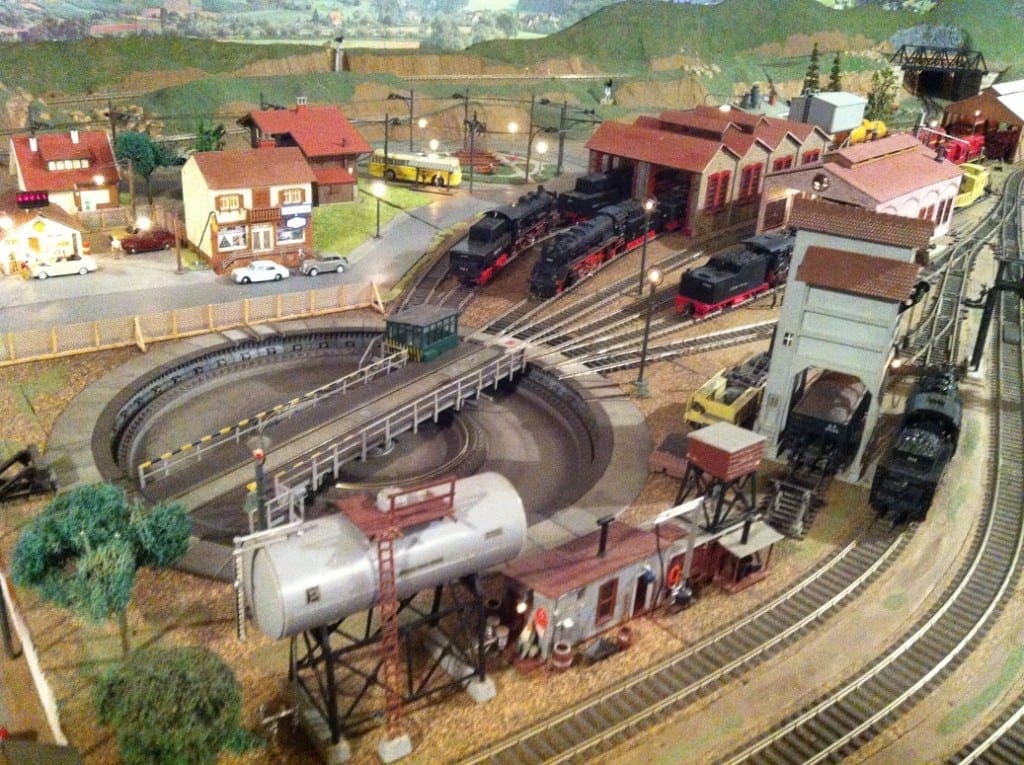 Amazing Brazilian Model Train Layout