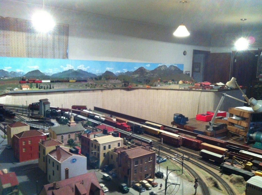 Amazing Brazilian Model Train Layout