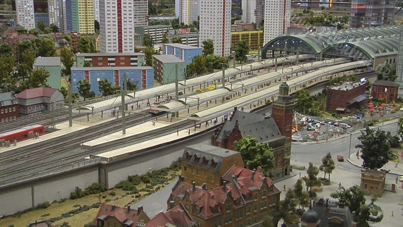 Largest Model Train Berlin H0 Scale Railroad Photo Gallery largest-model-train-berlin-h0-scale-railroad-photo-gallery