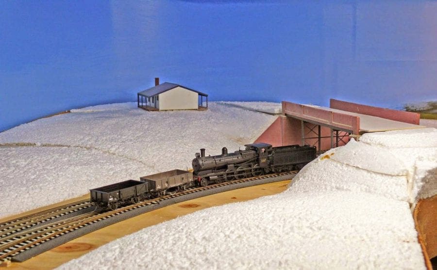 How to Painting Rocks and make Scenery Foundation for model train ...