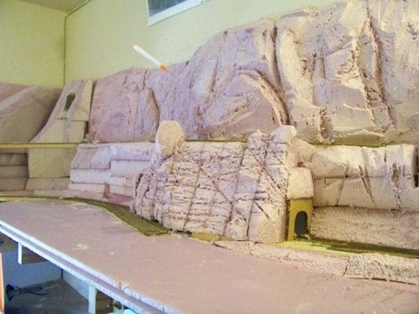 How to make rocks for model train layouts - Model Train Books